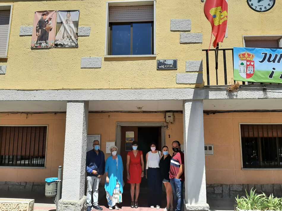 La subdelegada del Gobierno realiza una visita al municipio de Topas - SALAMANCArtv AL DÍA ...